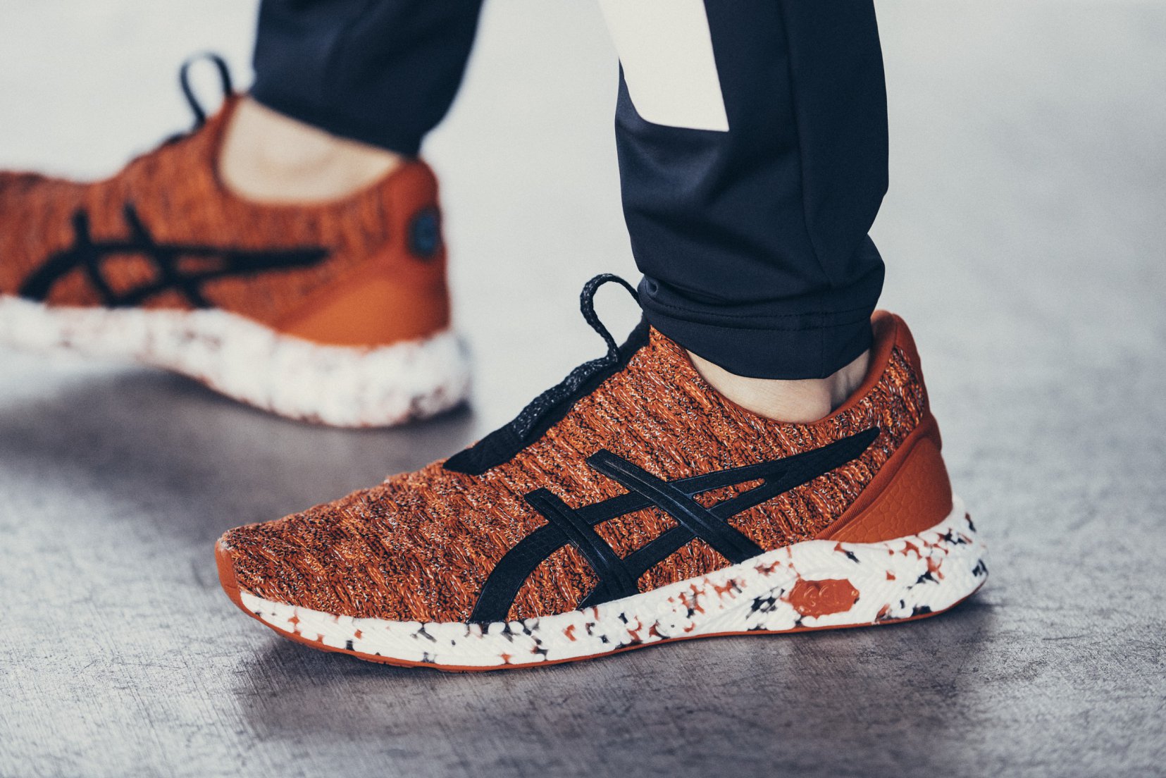 ASICS recluta a Steve Aoki para presentar sus Hyper-GEL Kenzen - 25 ...