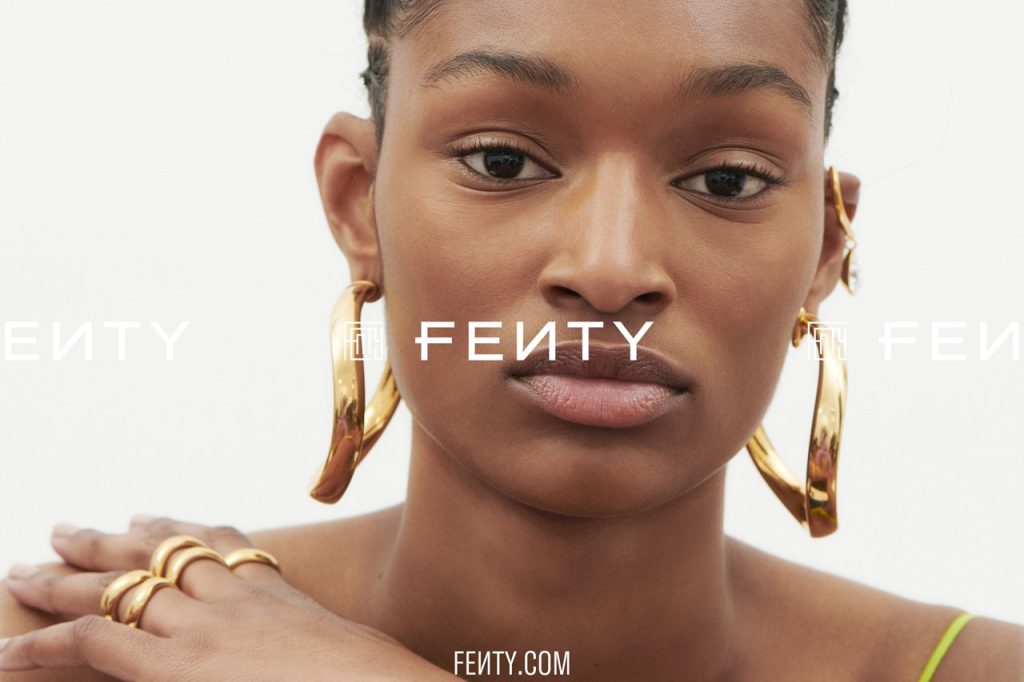 Rihanna captura la campaña del nuevo drop de Fenty - 25 Gramos | 25 Gramos