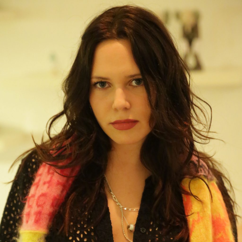 Carolina Lindberg - 25 Gramos | 25 Gramos