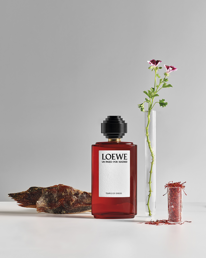 LOEWE presenta Templo de Debod la nueva fragancia de la línea Un paseo ...
