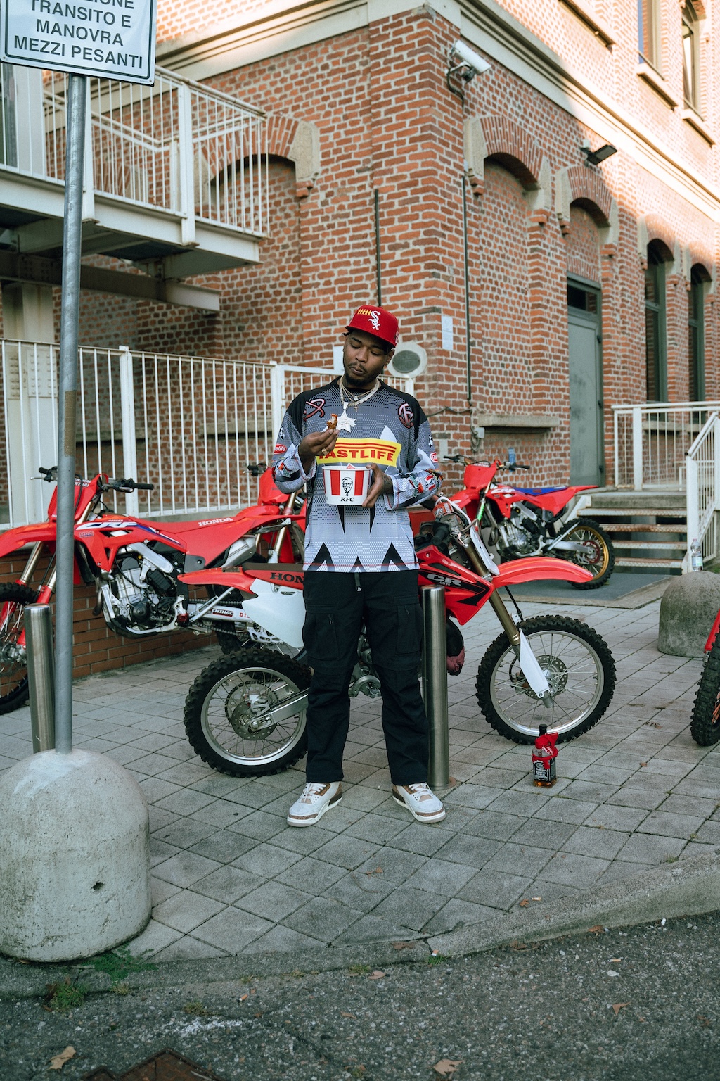 Slam Jam y 24.7 Fastlife presentan una nueva camiseta - 25 Gramos | 25 Gramos