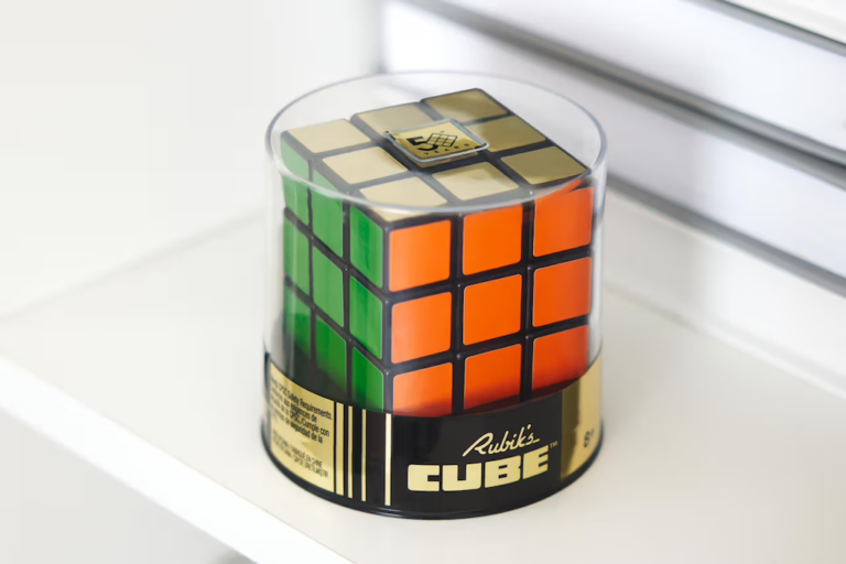 El cubo de Rubik celebra su 50 aniversario - 25 Gramos | 25 Gramos