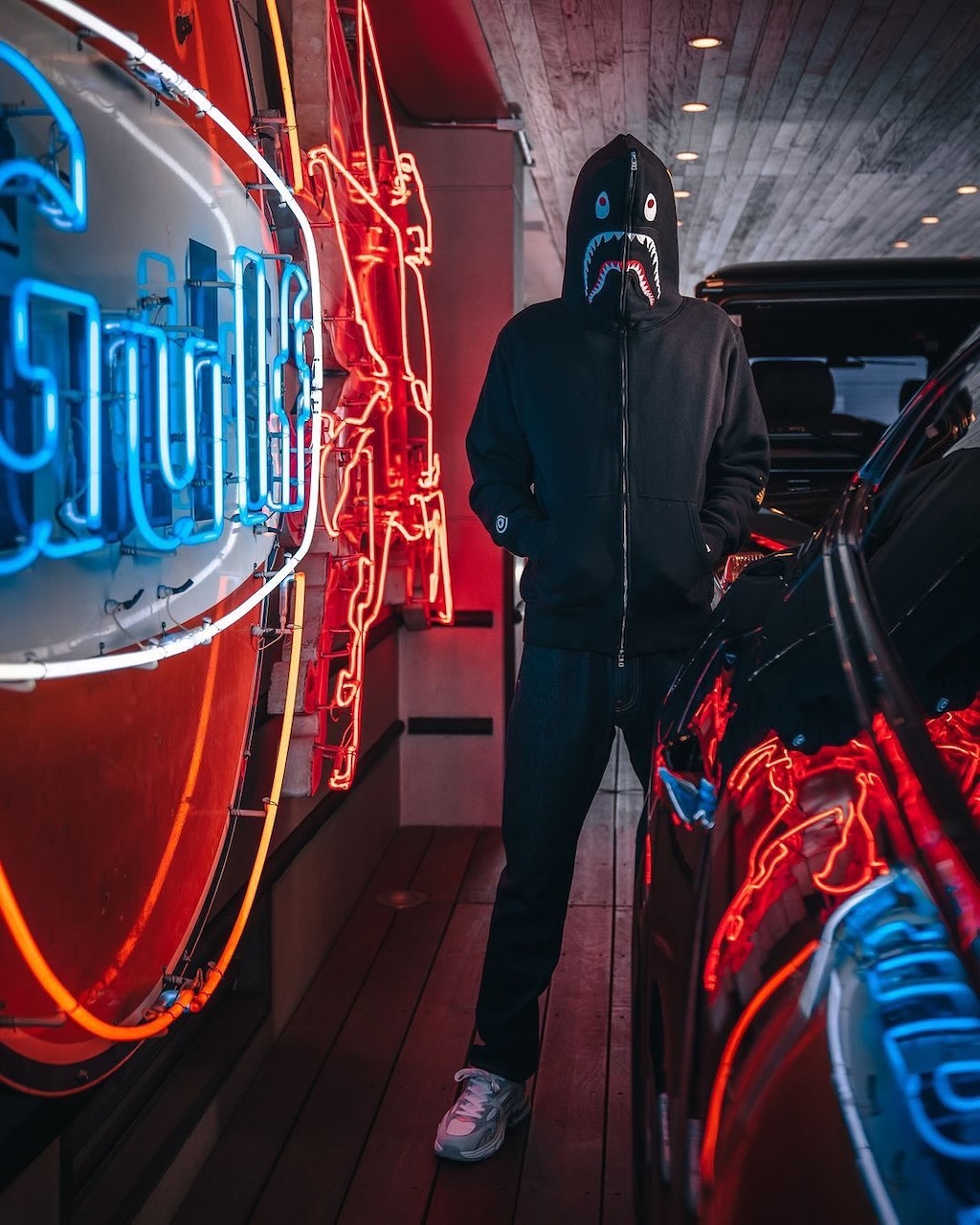 BAPE recupera su sudadera más icónica por su 20º aniversario - 25 ...