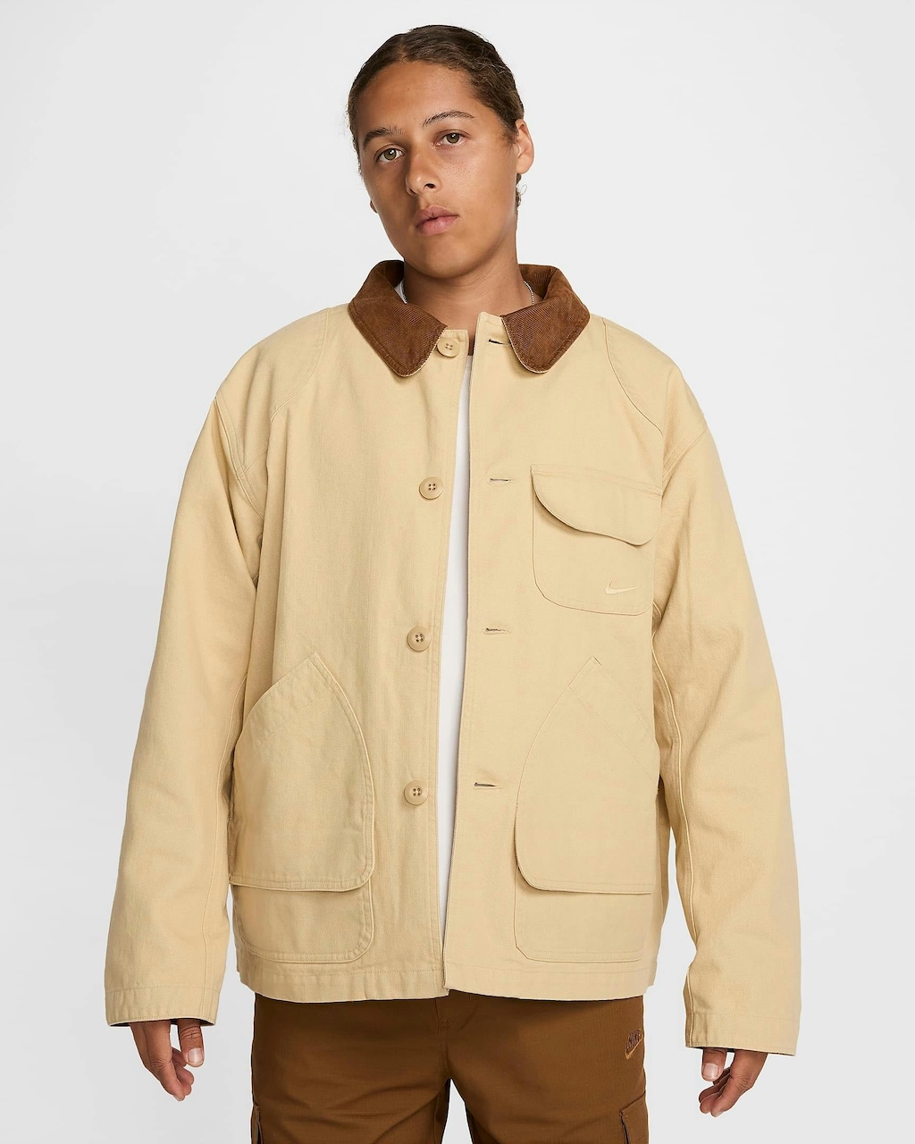 Nike explora el workwear con el lanzamiento de su nueva chaqueta - 25 ...