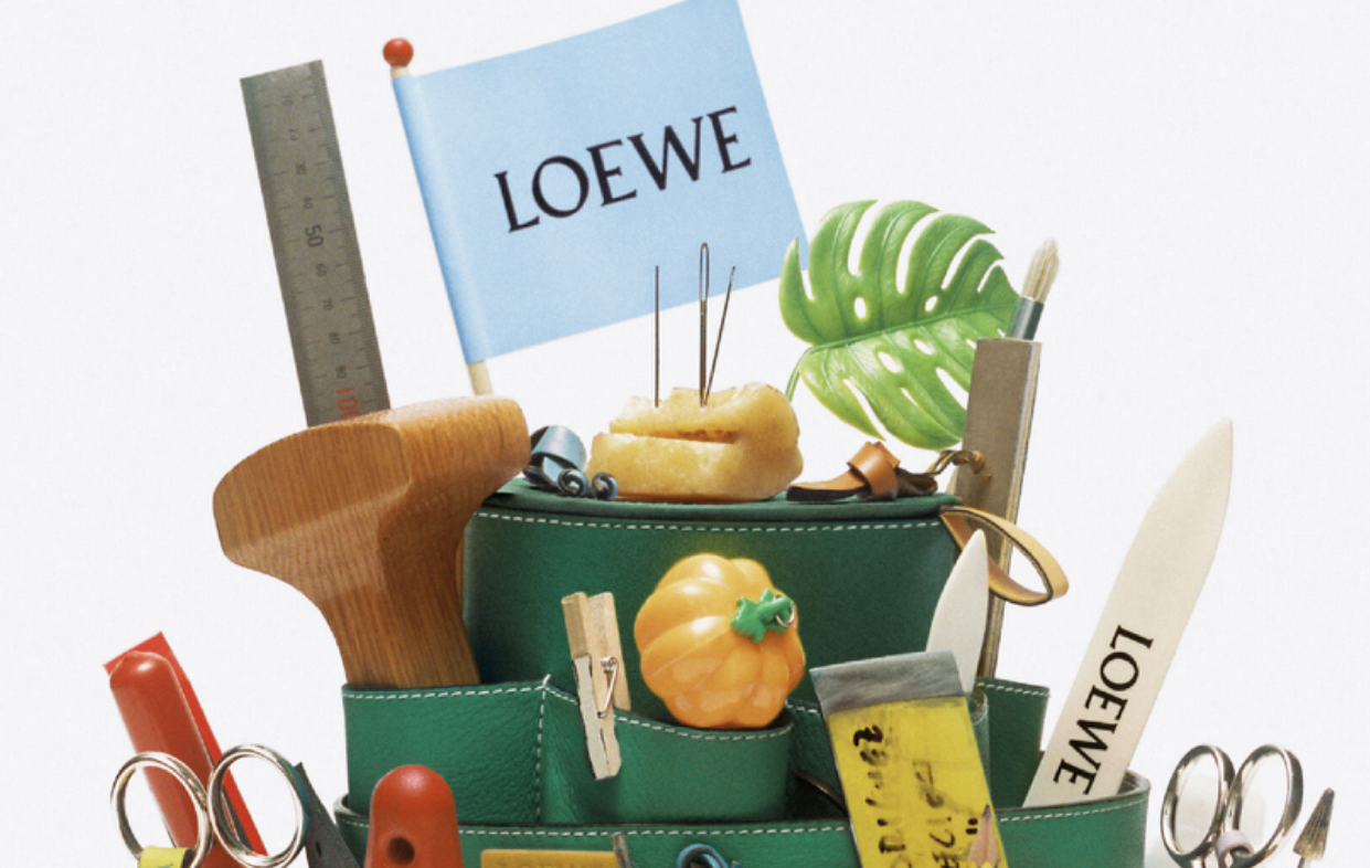 La primera gran exposición de LOEWE, "Crafted World", aterriza en Japón ...