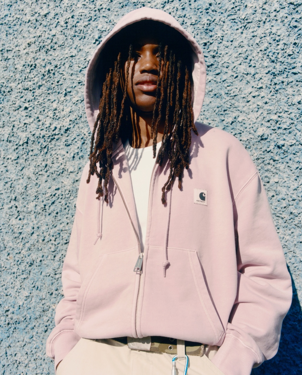 Julia Marino dispara la última campaña de Carhartt WIP para Primavera ...