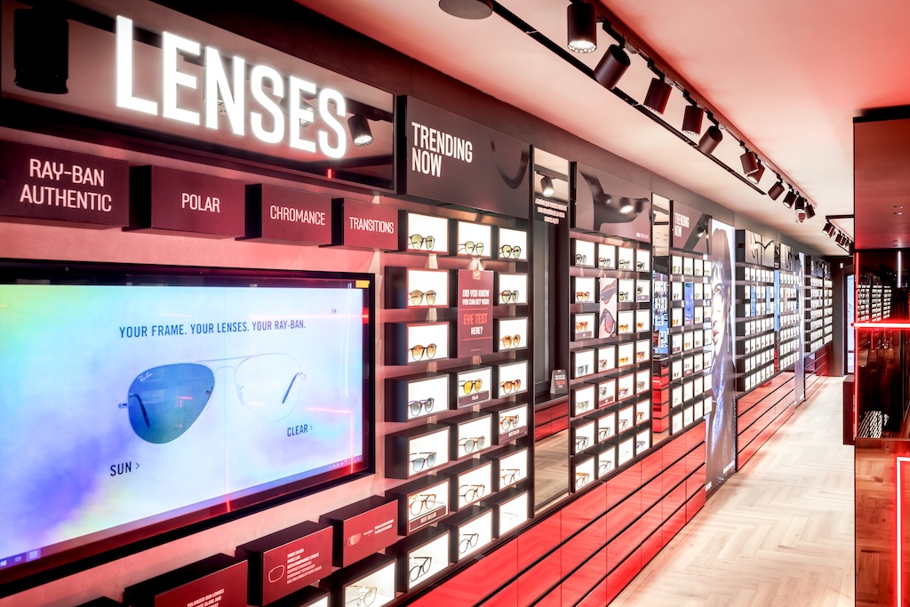 Ray-Ban estrena nueva flagship en la Gran Vía madrileña - 25 Gramos ...