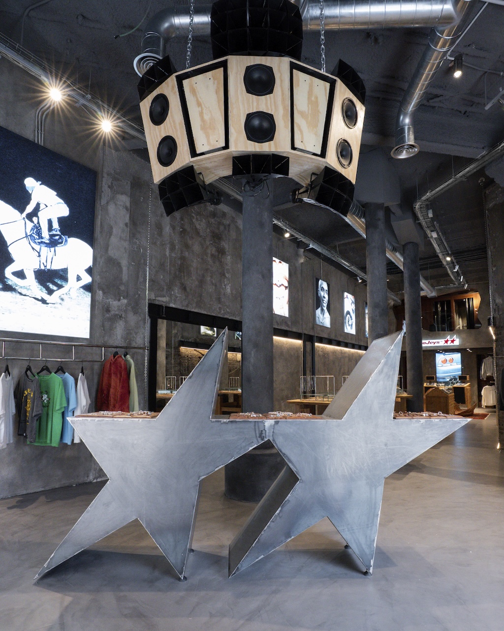 TwoJeys abre las puertas de su primera tienda flagship en Barcelona - 25 Gramos | 25 Gramos