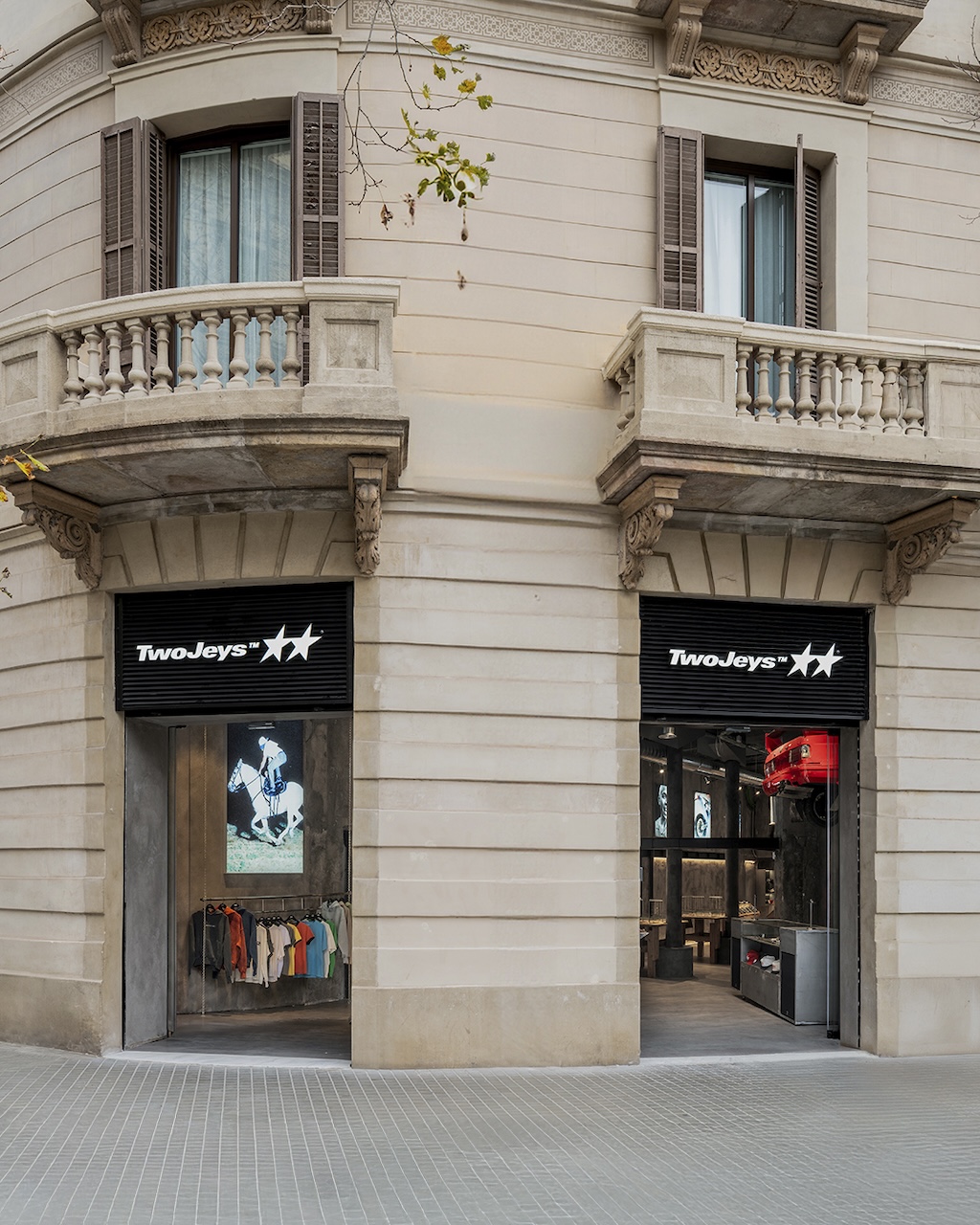 TwoJeys abre las puertas de su primera tienda flagship en Barcelona ...