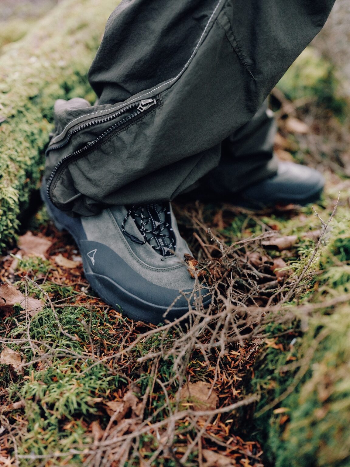 Diseño funcional y naturaleza: la primera colaboración de ROA y and wander - 25 Gramos | 25 Gramos