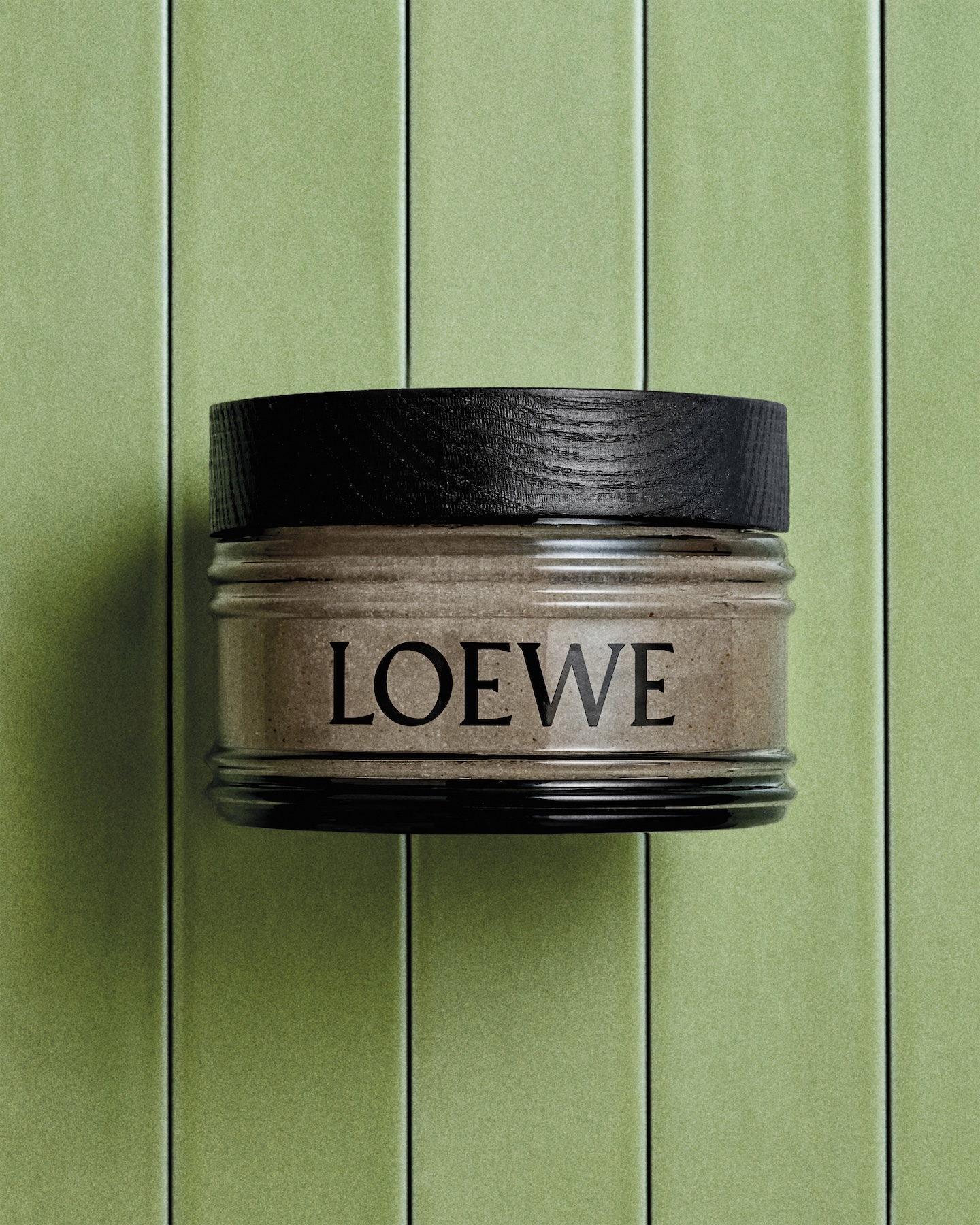 LOEWE Perfumes amplía su idilio con la planta del tomate - 25 Gramos ...