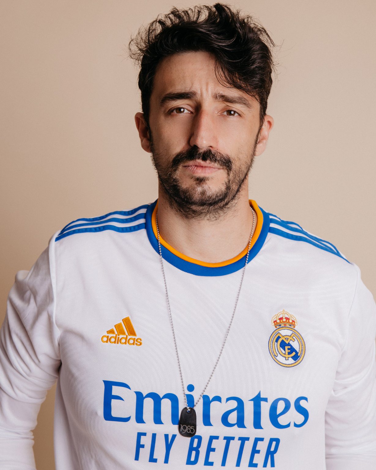 Hablamos con El Coleta, Toniemcee y Delantero09 sobre el Home kit 21/22 ...