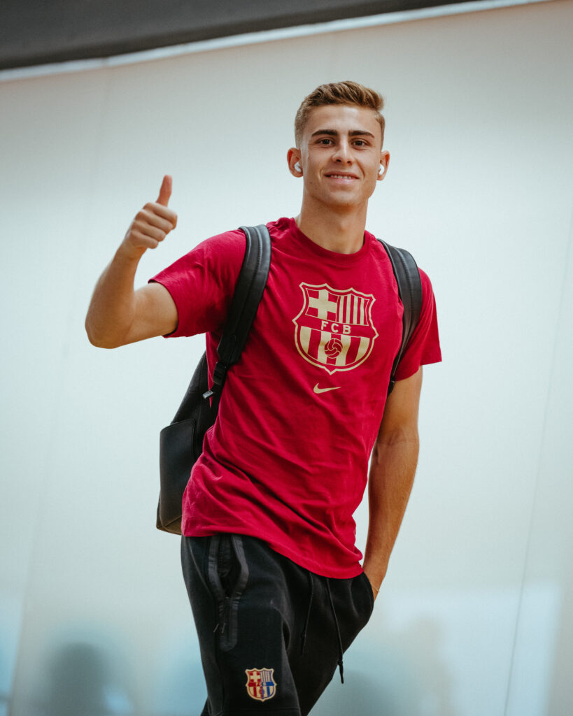 La Nueva Era de Hansi Flick: El FC Barcelona Entre la Pasión por el ...